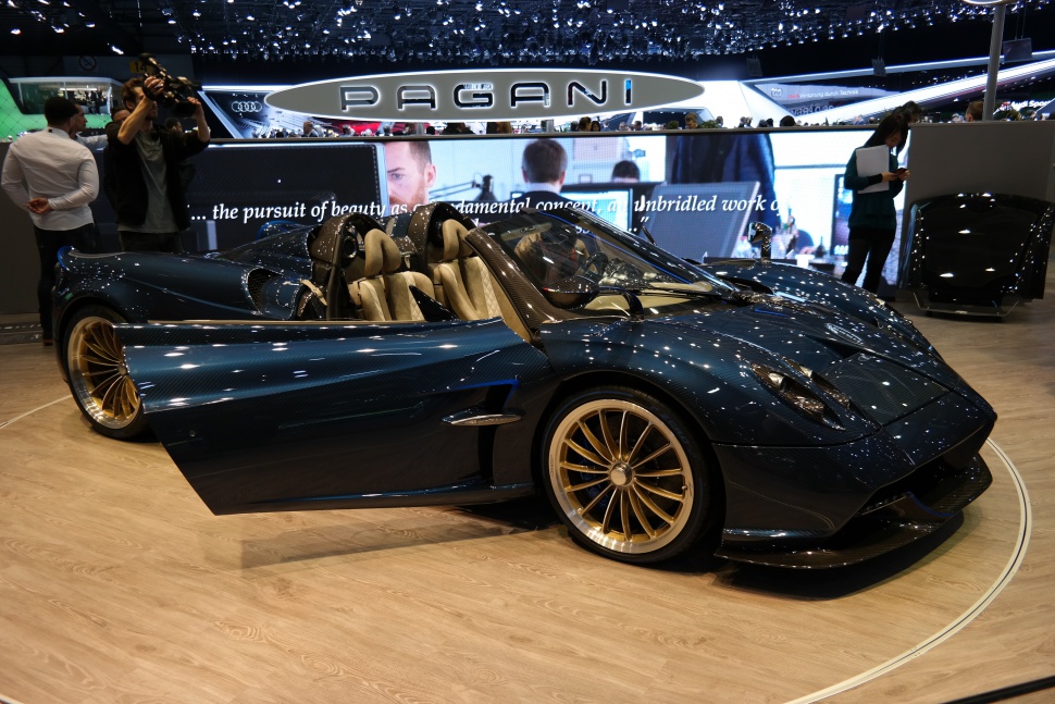 Pagani Huayra technical specifications and fuel economy